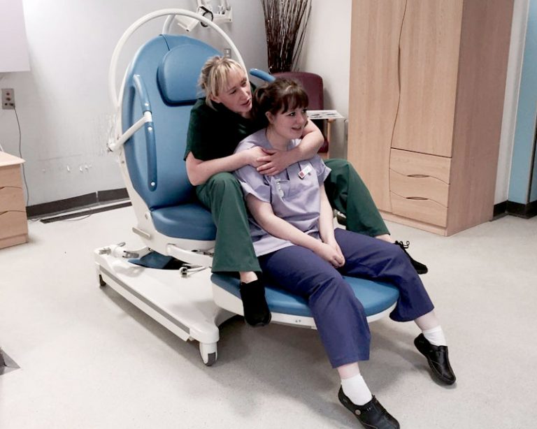 Welsh Icons News | New Birthing Beds for Maternity Unit