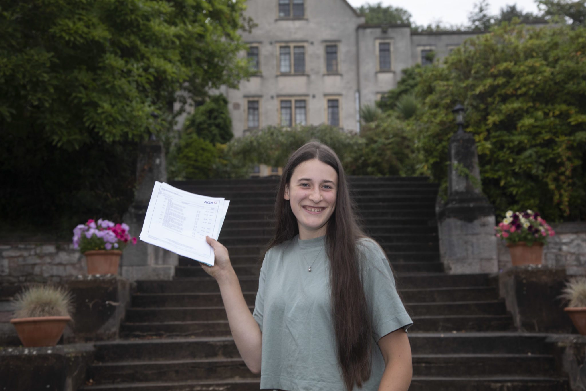 Welsh Icons News | Myddelton College student Isabella riding high after ...
